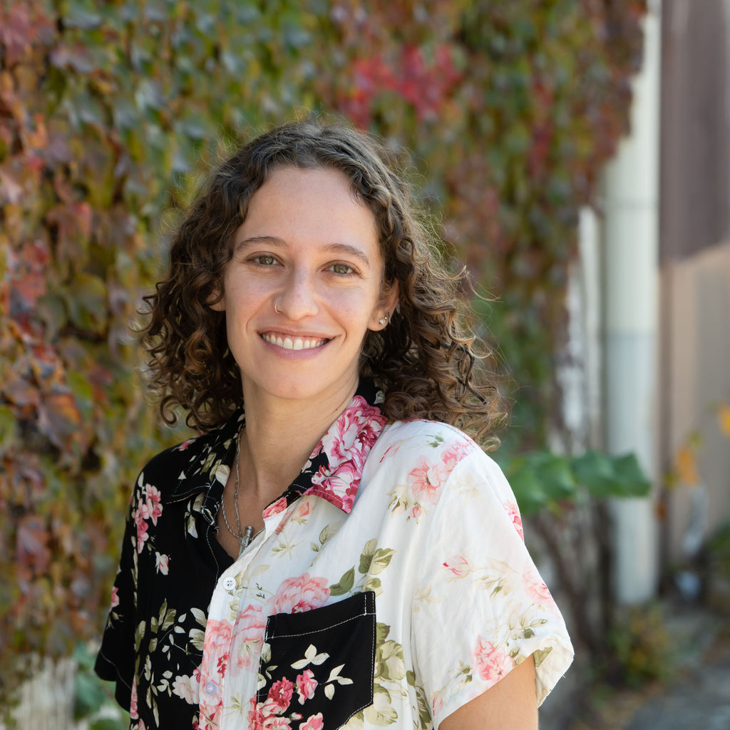 Ruby Koltun Dienstag - Centered Therapy Chicago